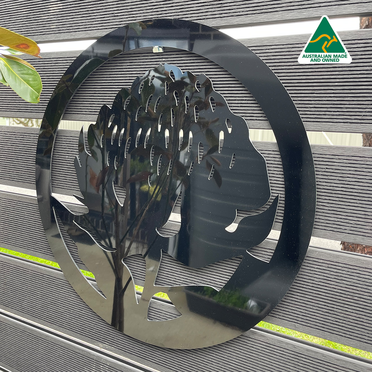 Circle Decorative Panel – Circle M - Modern Prints